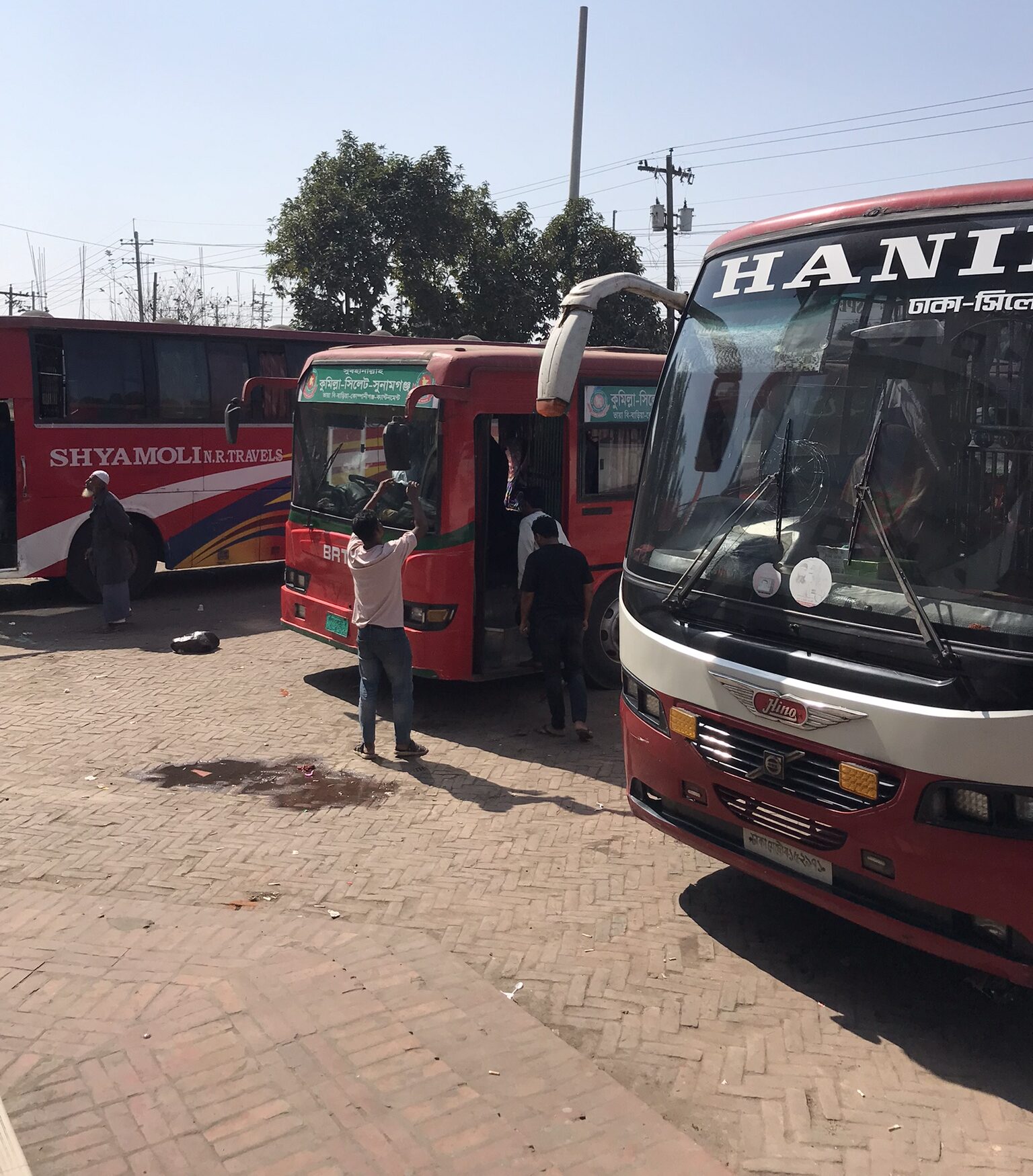 A guide to public transport in Bangladesh – buses, trains and the Dhaka ...